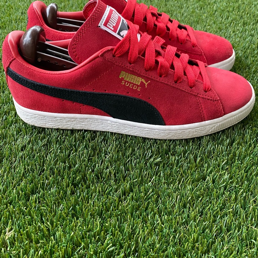 Puma Suede Black /Red - Gem